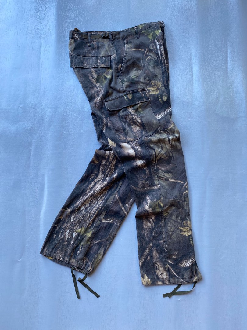 Real Tree 6 Pocket Pants, Men's Fashion, Bottoms, Joggers on Carousell
