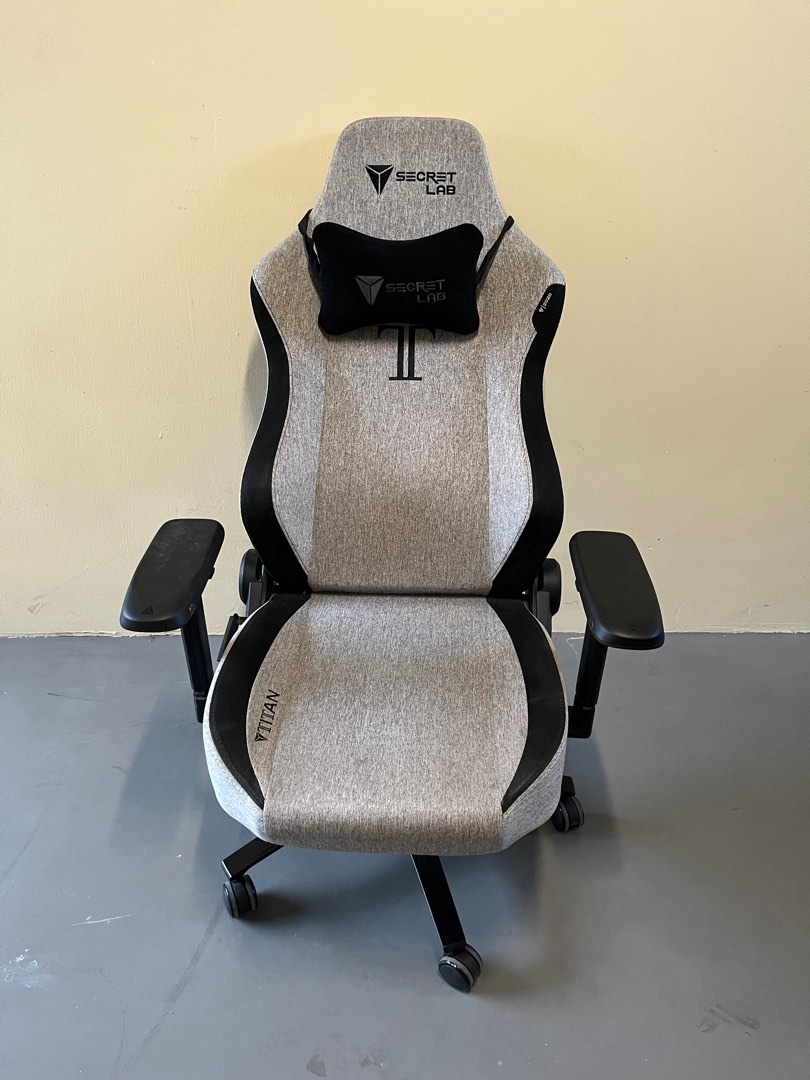 Secret Lab Gaming Chair, Furniture & Home Living, Furniture, Chairs on ...