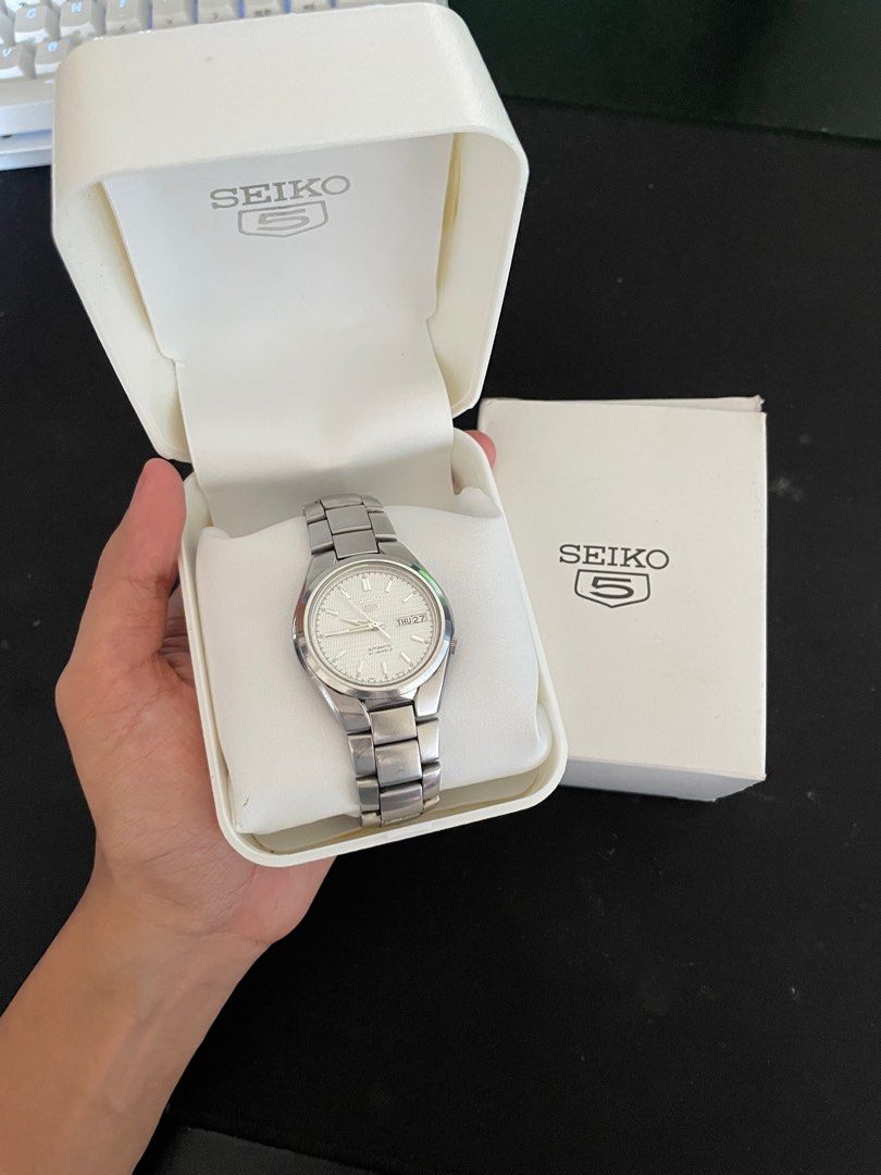Seiko 5 Automatic White Dial Watch, Men's Fashion, Watches ...
