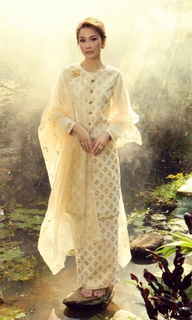 Shaila seth & luna raya 2024, Women's Fashion, Muslimah Fashion, Baju ...