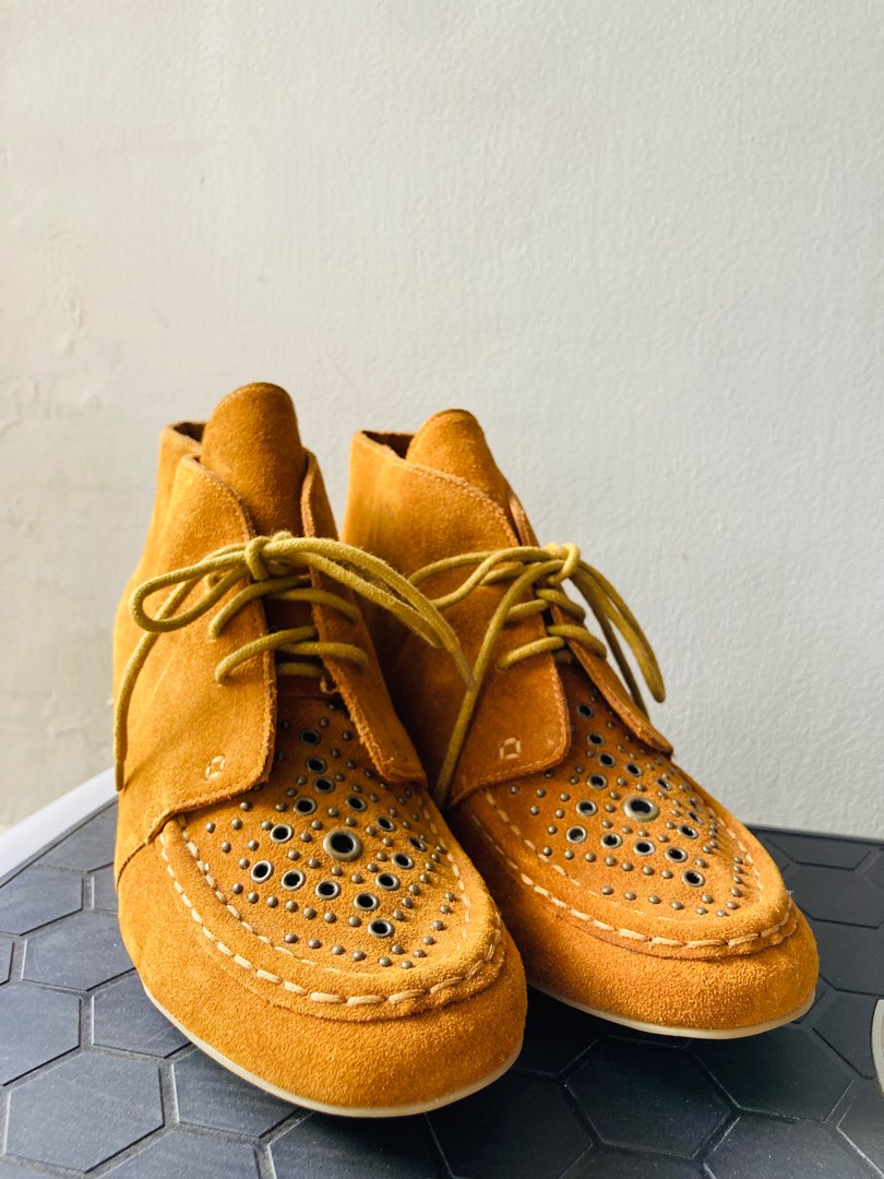 Steve Madden Hazelton Suede Wedge Boot, Women's Fashion, Footwear ...