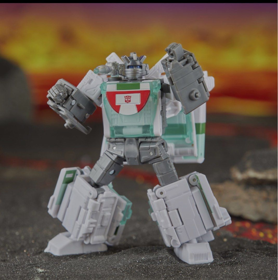 Transformer generation selects, earthrise, siege war for cybertron and ...