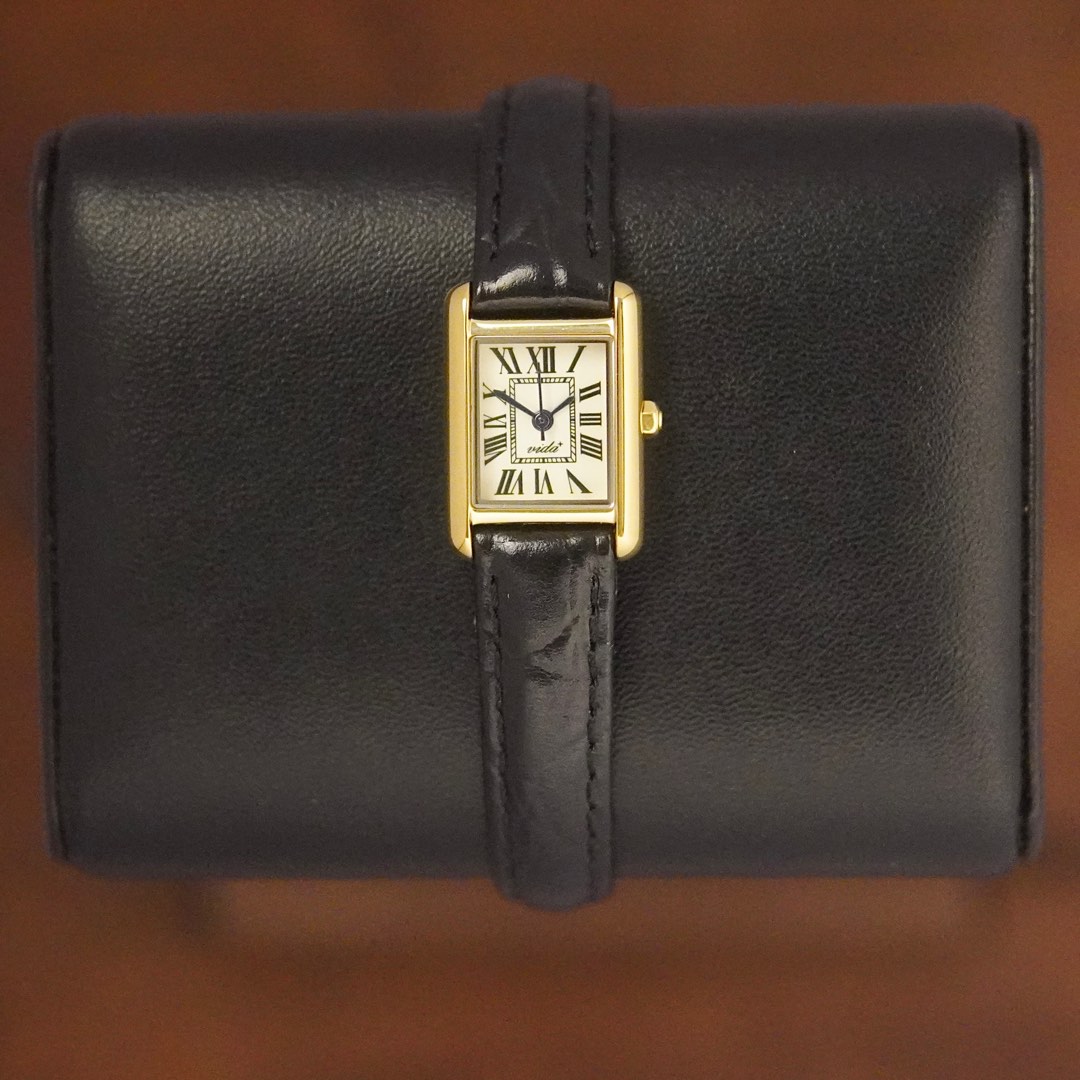 Vida+ Tank Roman Dial, Women's Fashion, Watches & Accessories, Watches ...