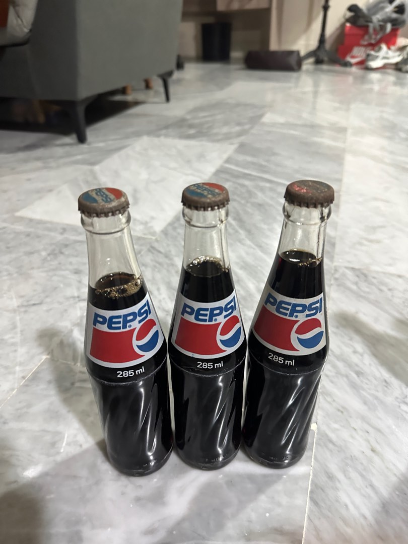 Vintage Pepsi Glass Bottles, Hobbies & Toys, Memorabilia & Collectibles ...
