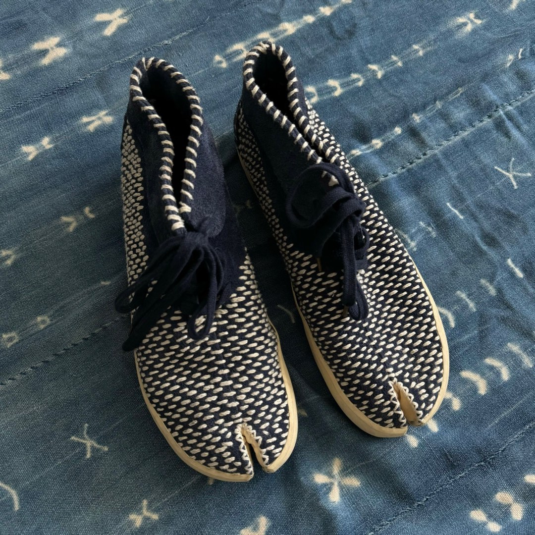 VISVIM tabi sashiko, Men's Fashion, Footwear, Casual shoes on Carousell