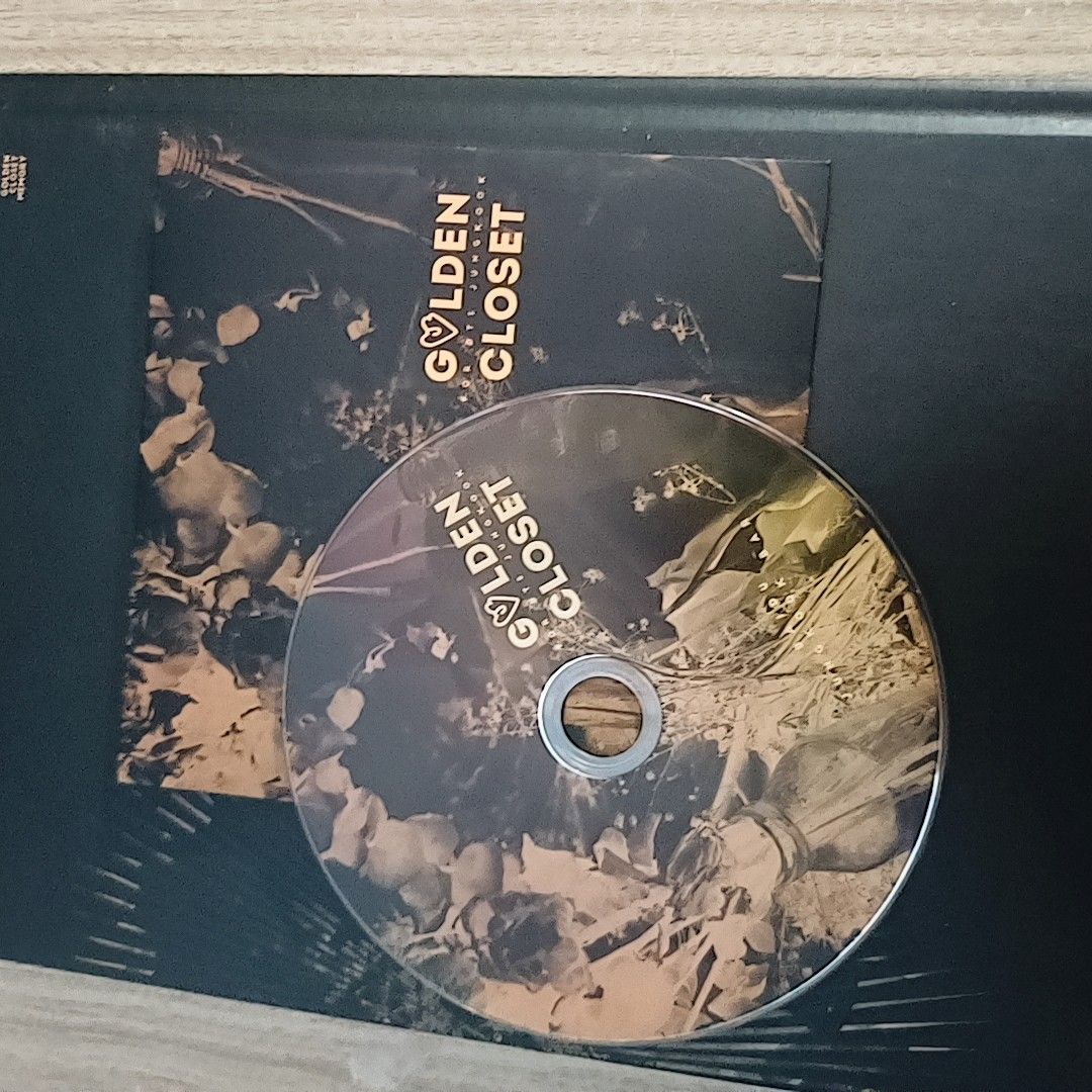wts bts jungkook jk golden closet memory photobook & cd, Hobbies & Toys ...
