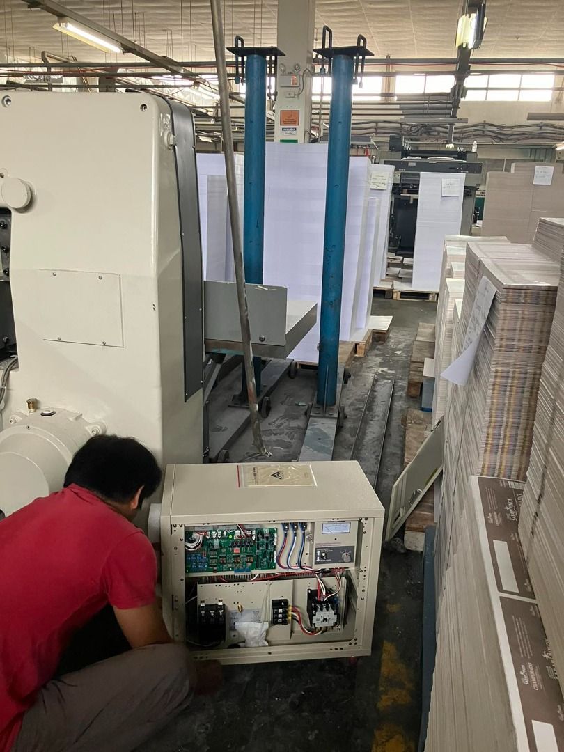 10 yrs AVR 30KVA 20KVA 10KVA 5KVA Heavy Duty 7-10 Automatic Voltage ...