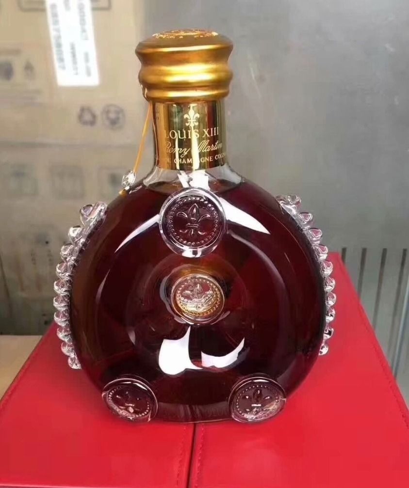【華粵二手回收】進口白蘭地 Brandy 路易十三 LOUIS XIII 白頭 水晶頭, 嘢食 & 嘢飲, 酒精飲料 - Carousell