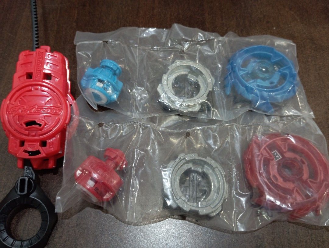 Beyblade Burst Surge Super Hyperion & Kolossal Helios Hasbro. Free ...