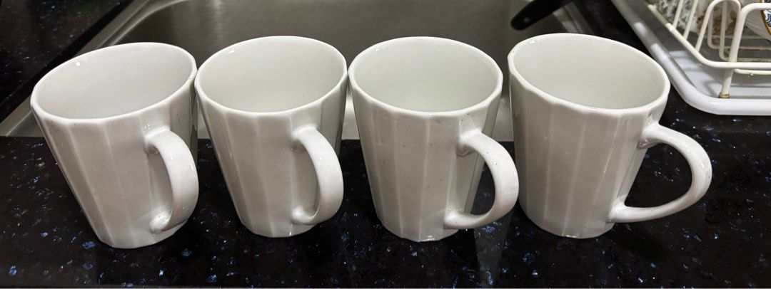 Cawan Putih with Kettle, Furniture & Home Living, Kitchenware ...