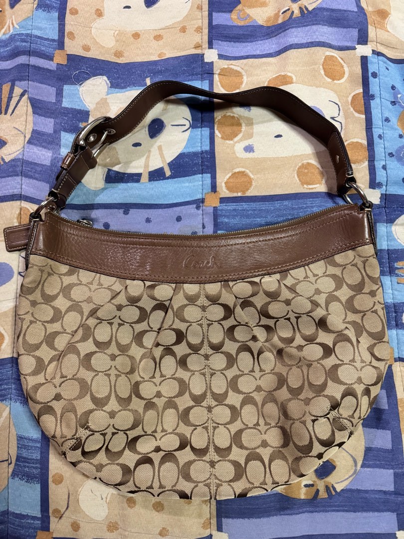 Coach Signature Hobo Bag / Shoulder Bag in Brown, Luxury, Bags ...