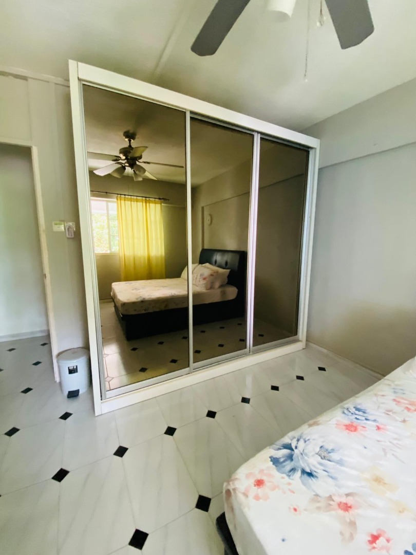 Common Bedroom for Rent @ HDB Teban Gardens, Blk 45 Teban Gardens Road ...