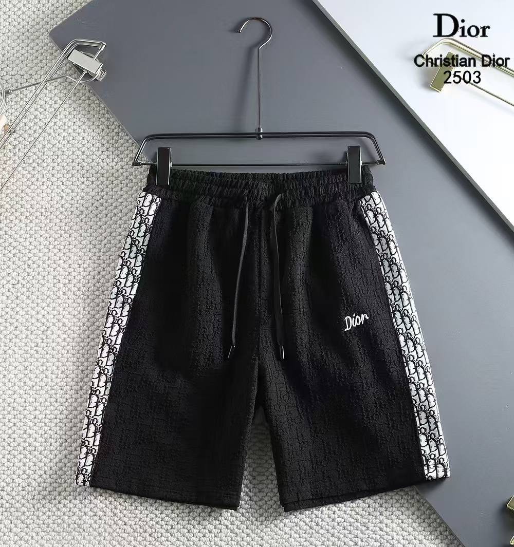 Dior shorts, Men's Fashion, Bottoms, Shorts on Carousell