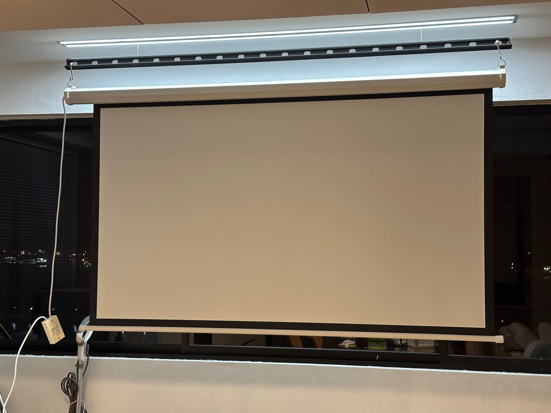 Electric Projector screen 72inch with remote control, TV & Home ...