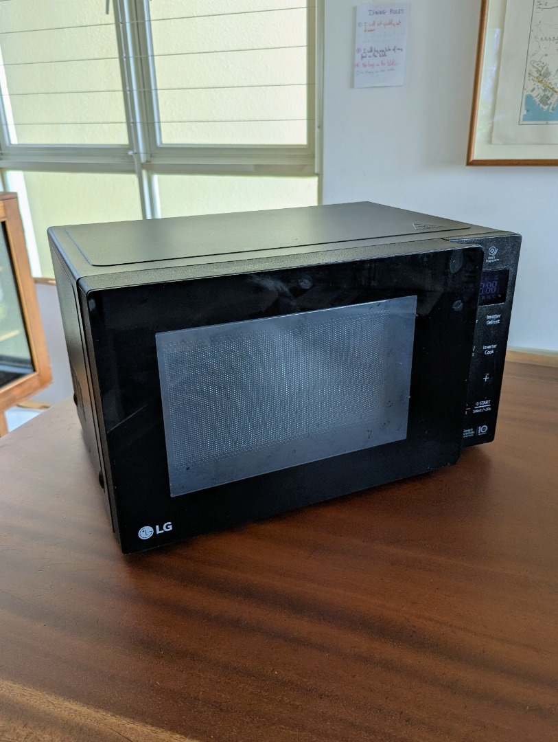 LG 23L microwave smart inverter on Carousell