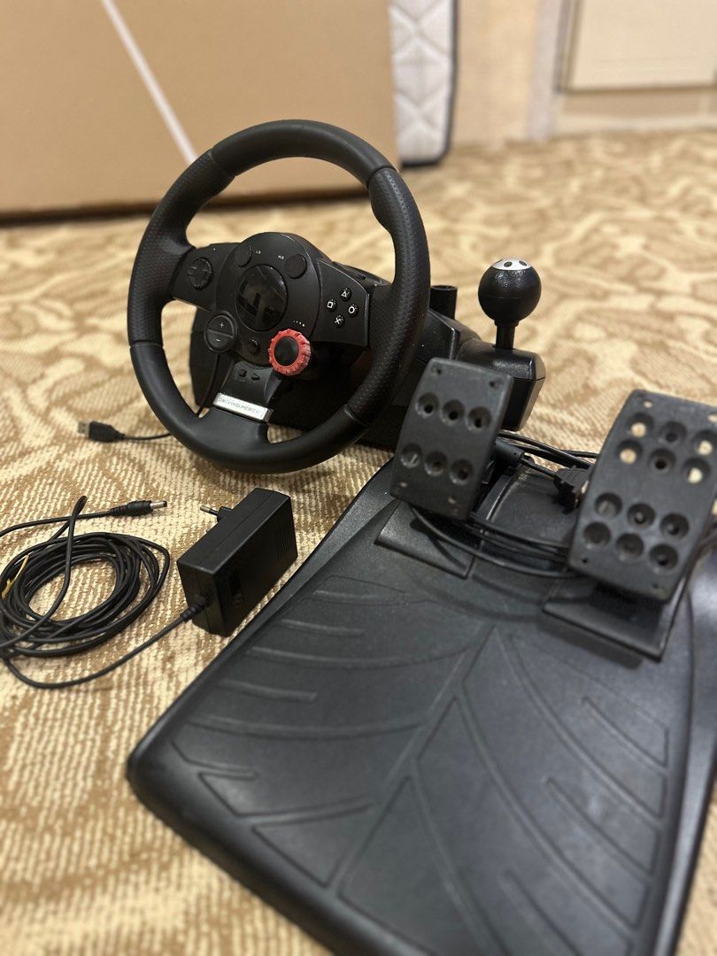 Logitech Driving Force GT (DFGT) Simulator Racing Wheel, Video Gaming ...
