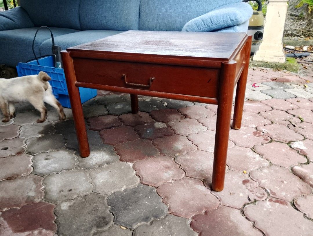 Meja turn table lama, Hobbies & Toys, Collectibles & Memorabilia ...