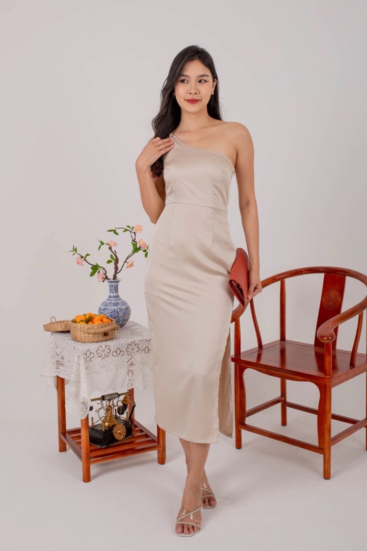 MGP label Toga Slit Dress, Women's Fashion, Dresses & Sets, Dresses on ...