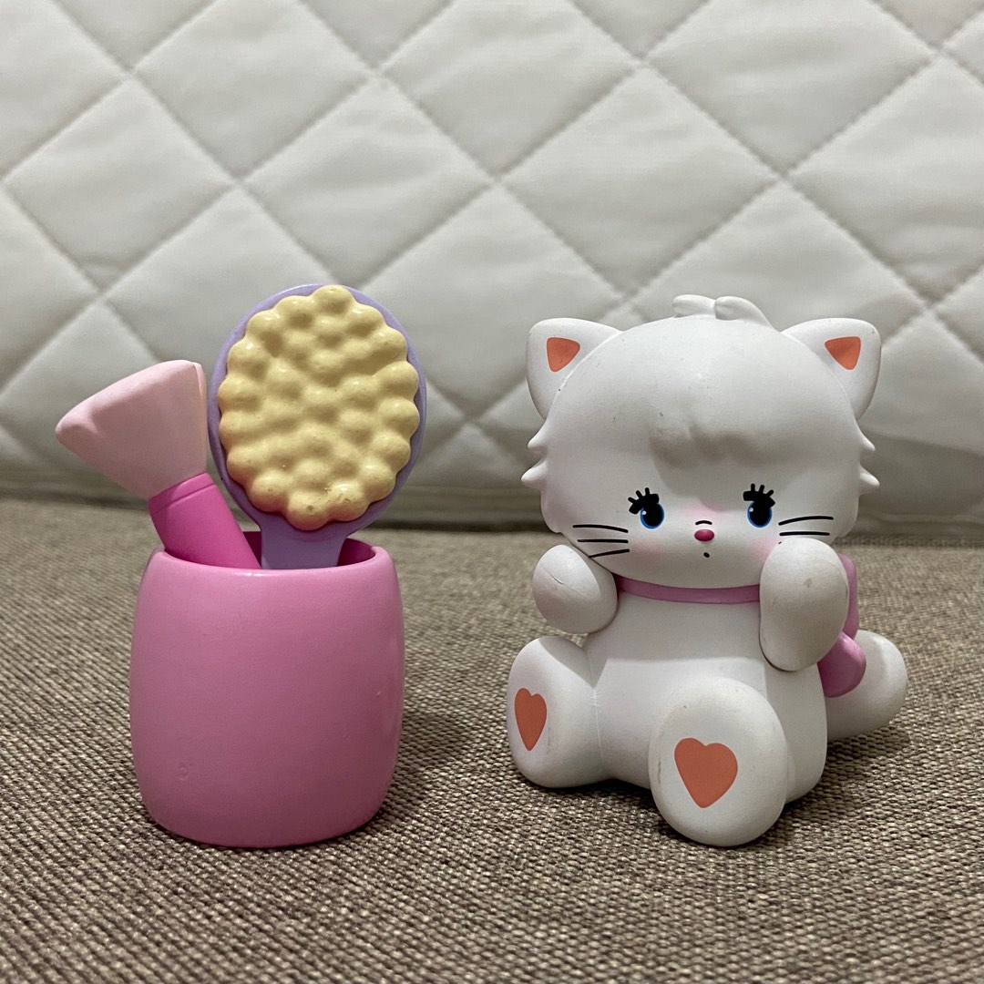 MIKKO ILLUSTRATIONS MINISO CAT FIGURE ANIK ANIK BLIND BOX, Hobbies ...