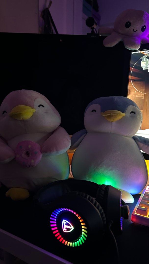 MINISO Penguin Plush Stuffed Toy (Pengu) Set Pink & Blue, Hobbies ...