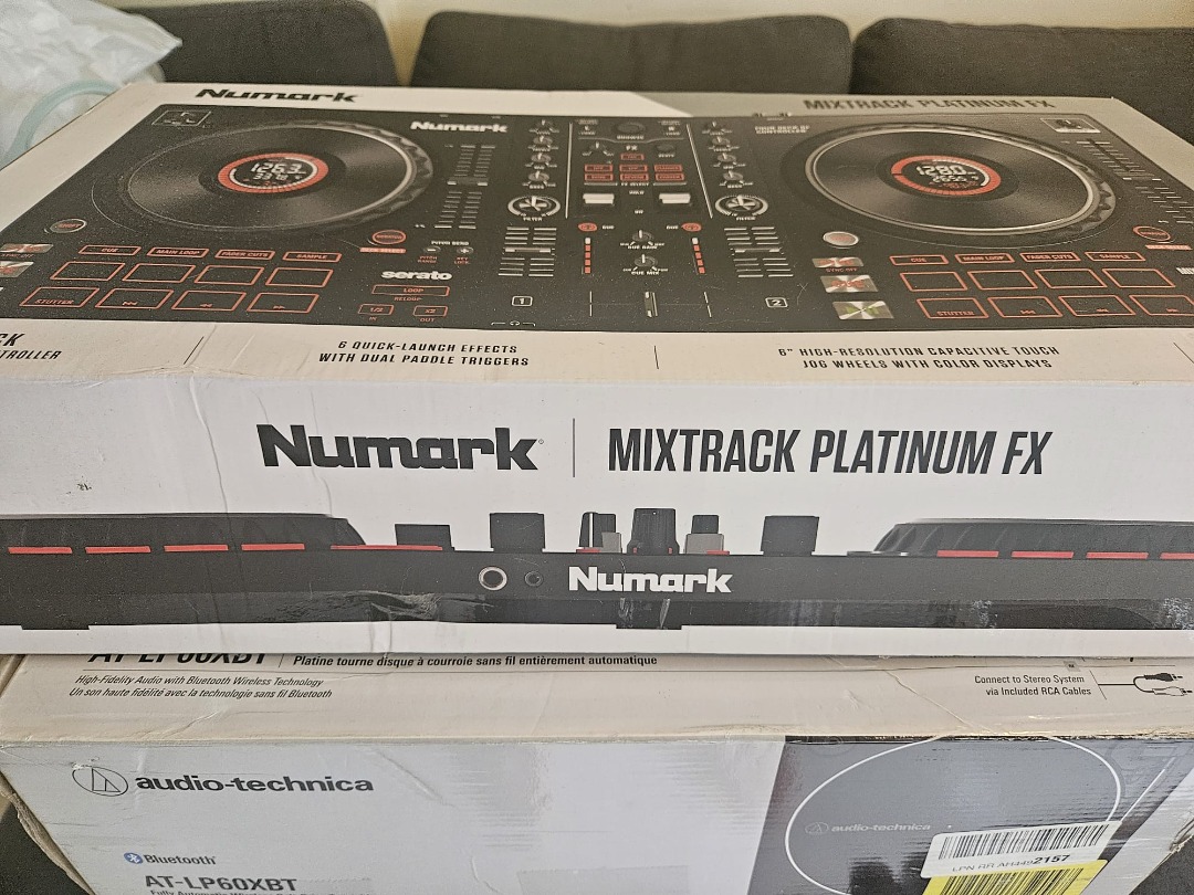 Numark Mixtrack Platinum FX, Hobbies & Toys, Music & Media, Musical ...