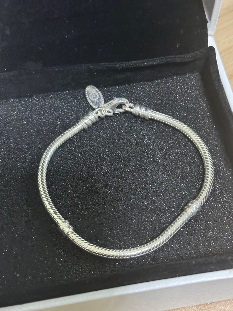 Pandora simple bracelet, Women's Fashion, Jewelry & Organizers ...