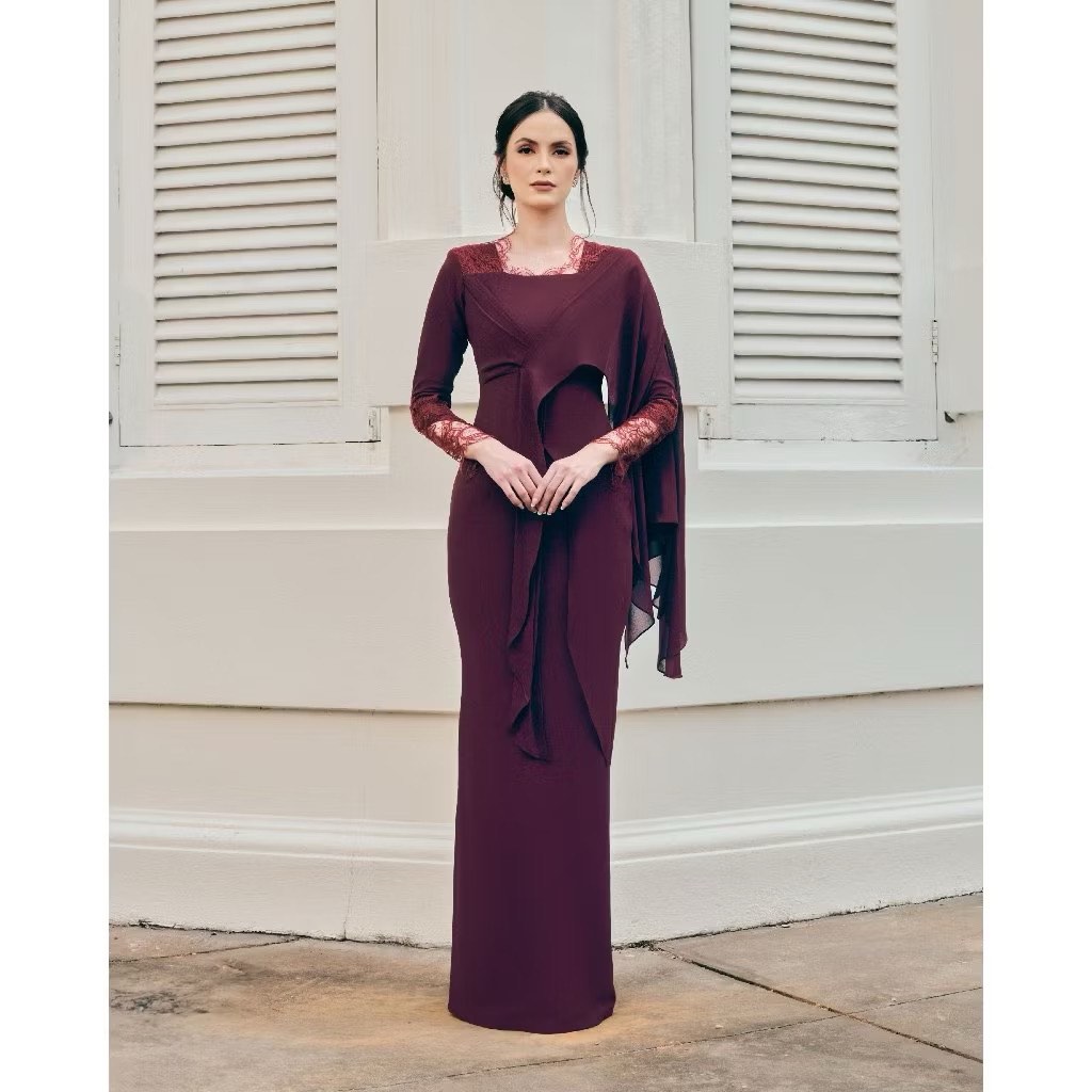 QISZAR Cleo Luxe Timeless Raya, Women's Fashion, Muslimah Fashion ...