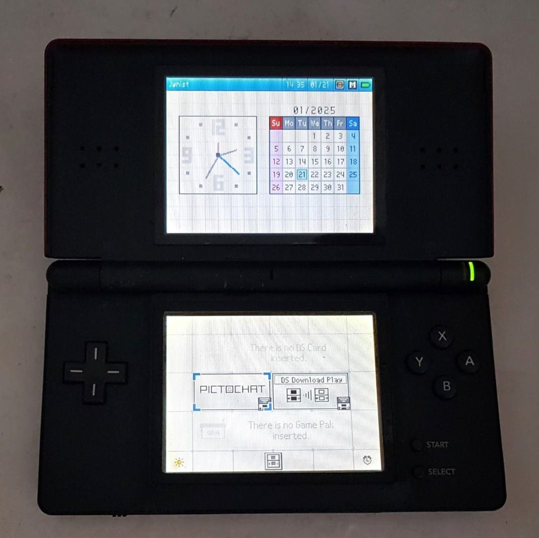 Rare Collectibles, NINTENDO DS Lite Game Console with R4 Card & Stylus ...