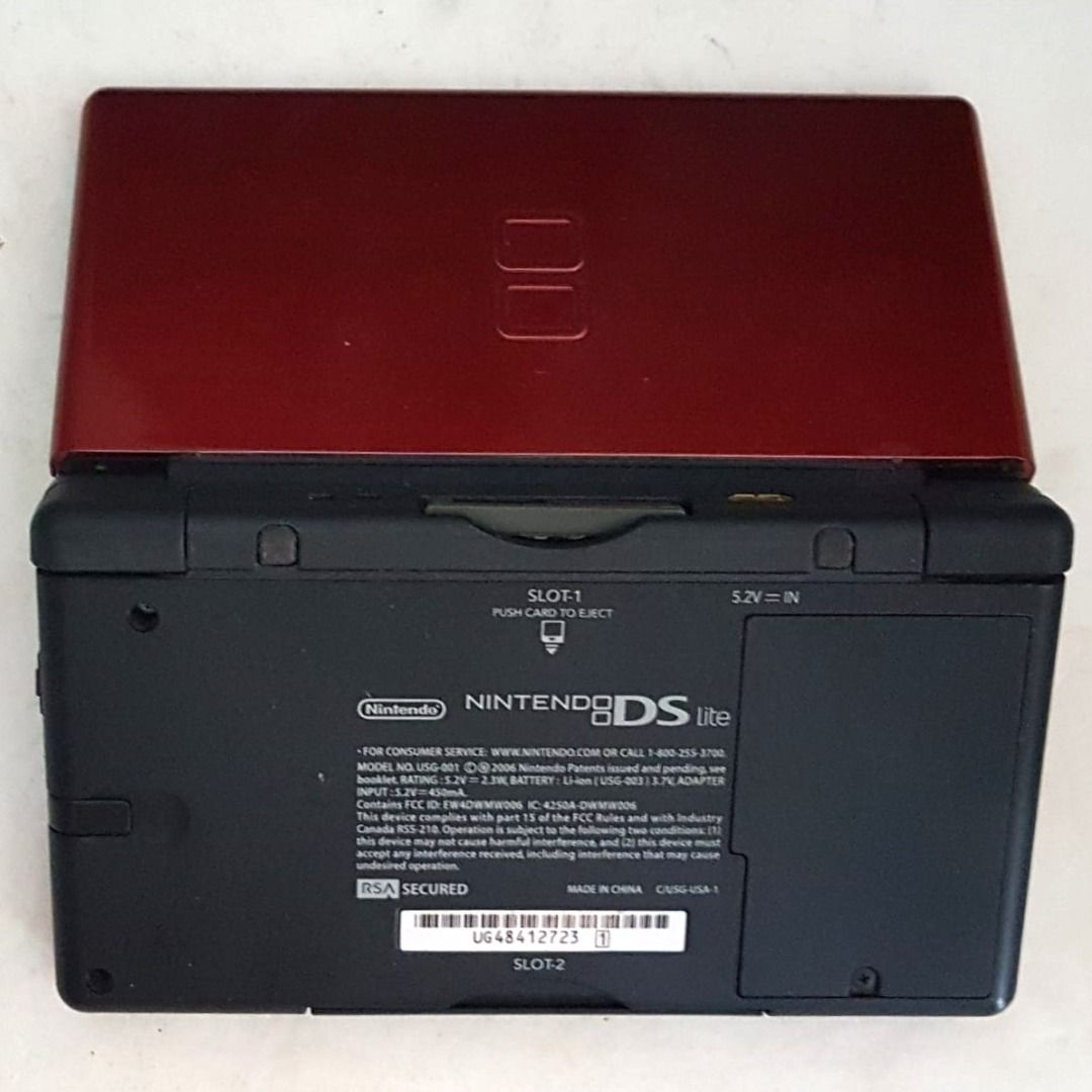 Rare Collectibles, NINTENDO DS Lite Game Console with R4 Card & Stylus ...