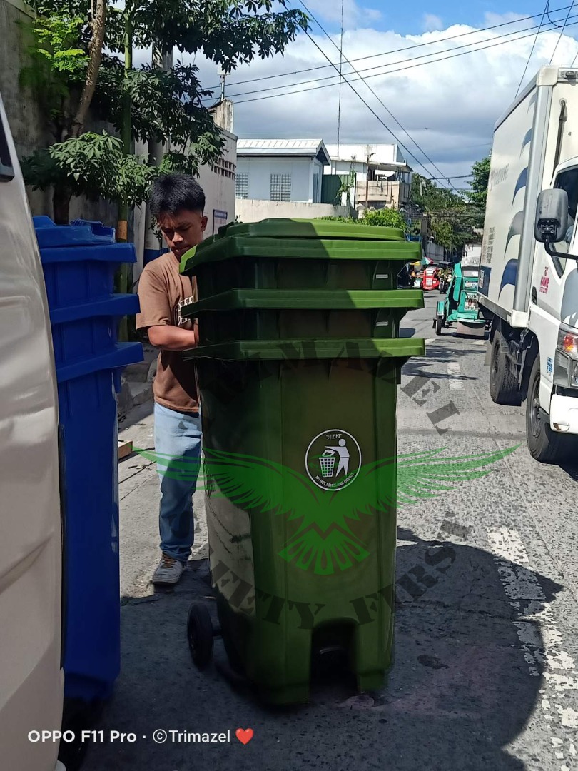 rolling trash bin 240 liters, Furniture & Home Living, Cleaning ...