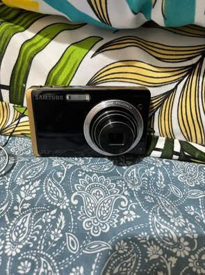 SAMSUNG ST550, Photography, Cameras on Carousell