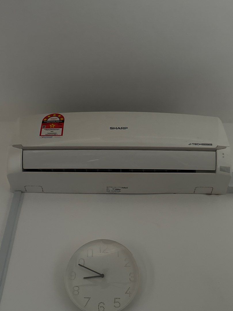 Sharp 1hp Inverter Aircond, TV & Home Appliances, Air Conditioners ...