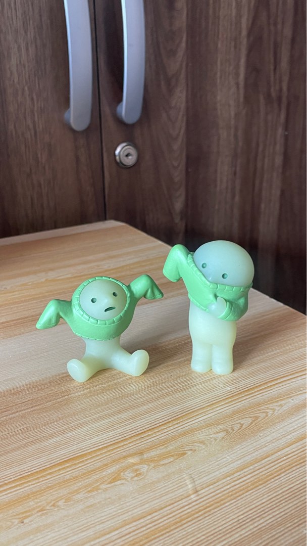 Smiski dressing series: struggling & sweater set, Hobbies & Toys, Toys ...