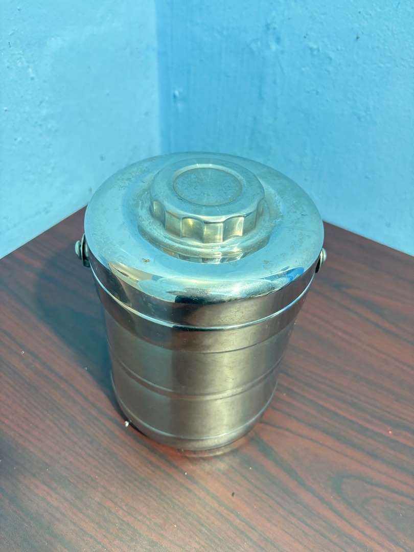 Steel lunch box, Food & Drinks, Gift Baskets & Hampers on Carousell