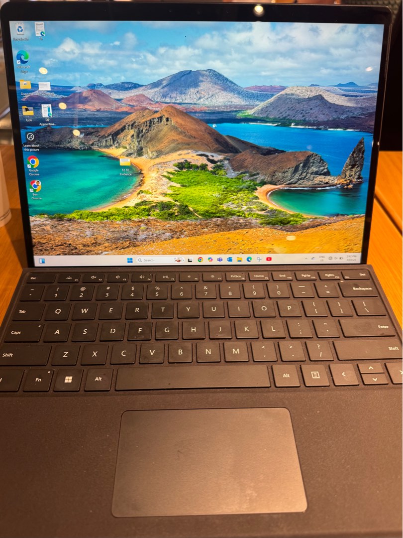 Surface Pro 9, Computers & Tech, Laptops & Notebooks on Carousell