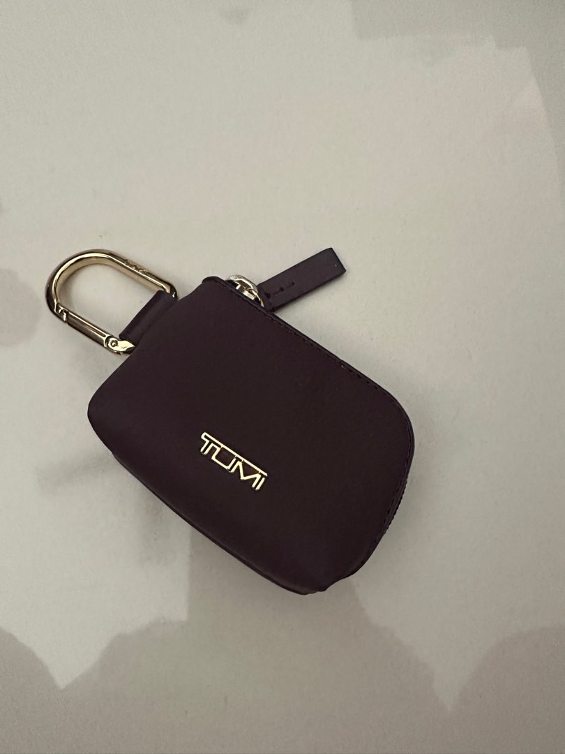 Tumi Voyageur Extra Small Pouch, Luxury, Bags & Wallets on Carousell