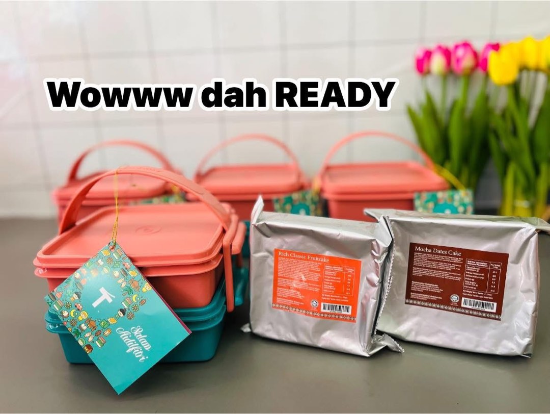 Tupperware raya cake 2025, Furniture & Home Living, Kitchenware ...
