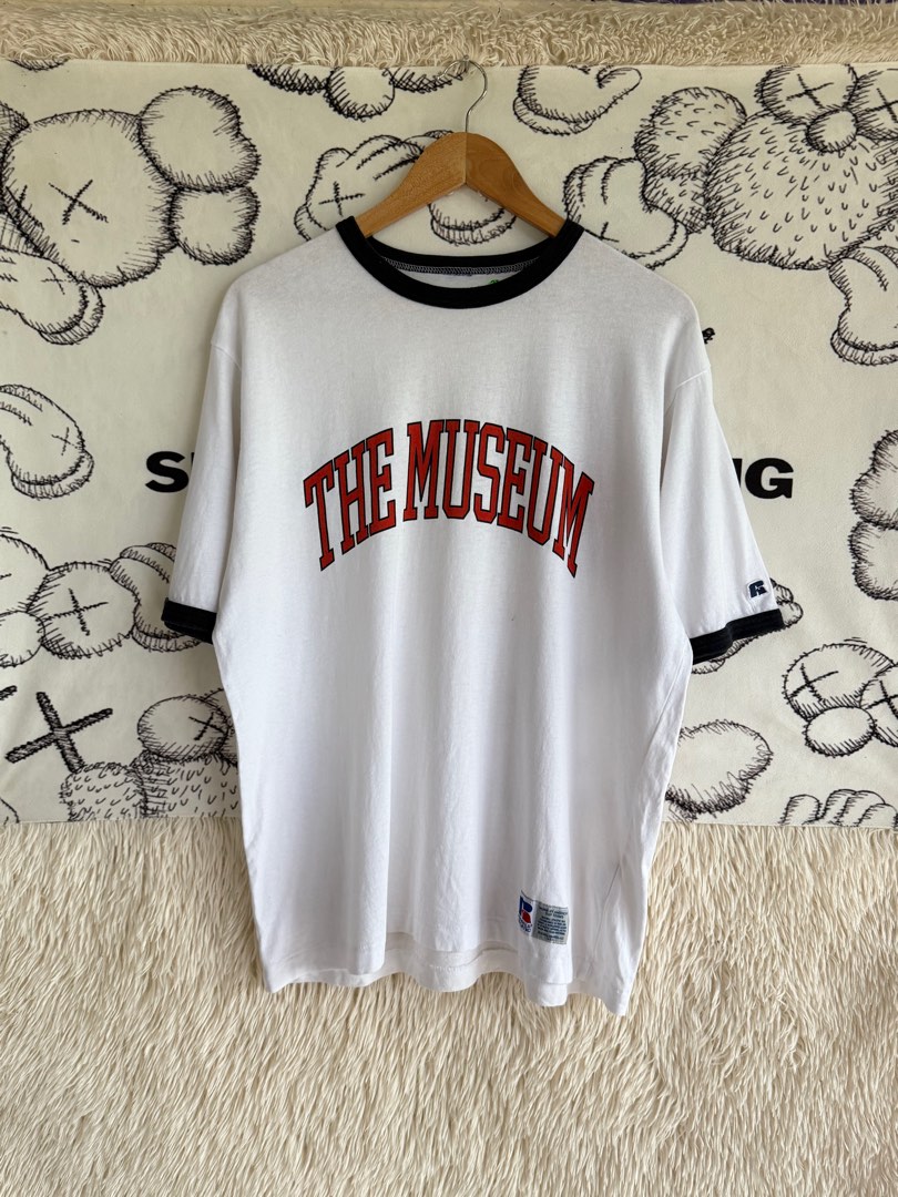 VINTAGE RUSSELL, Men's Fashion, Activewear on Carousell