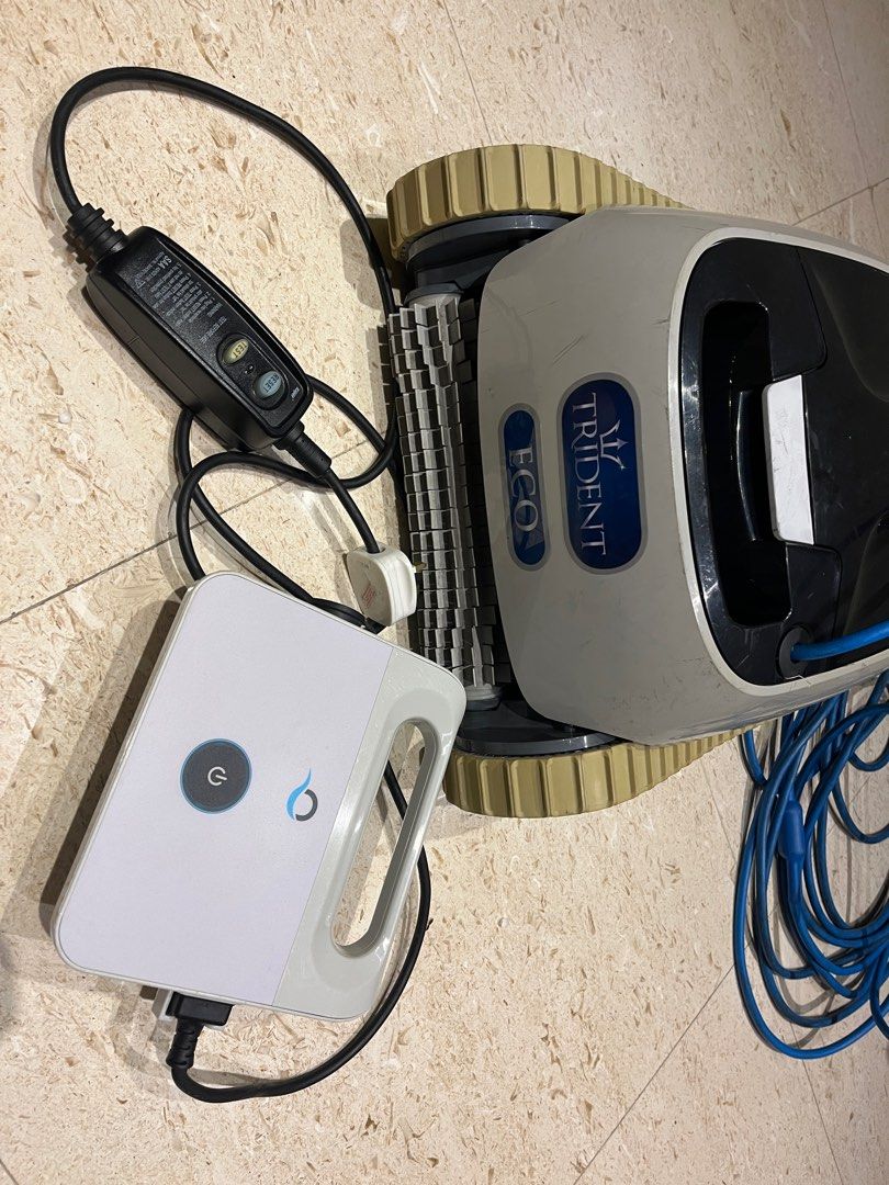 WATERCO Swimming Pool Trident Robotic Cleaner - Trident ECO, TV & Home ...