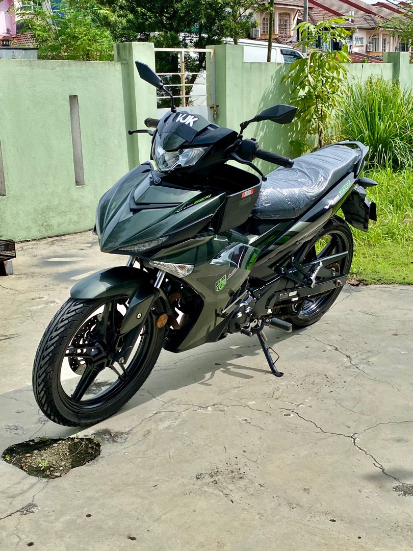 YAMAHA Y15 V2 LiKE NEW CONDITION, Motorbikes on Carousell
