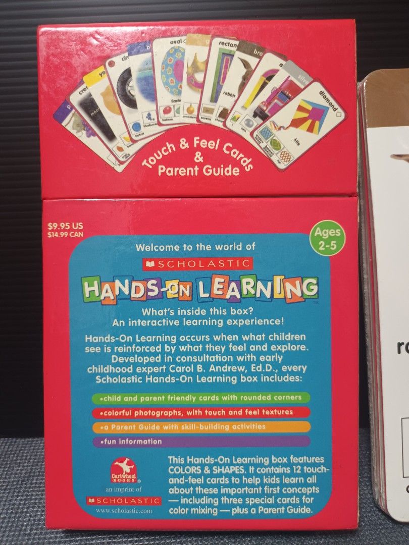 ️ SCHOLASTIC Hands On Learning Colors & Shape Touch & Feel Cards ...