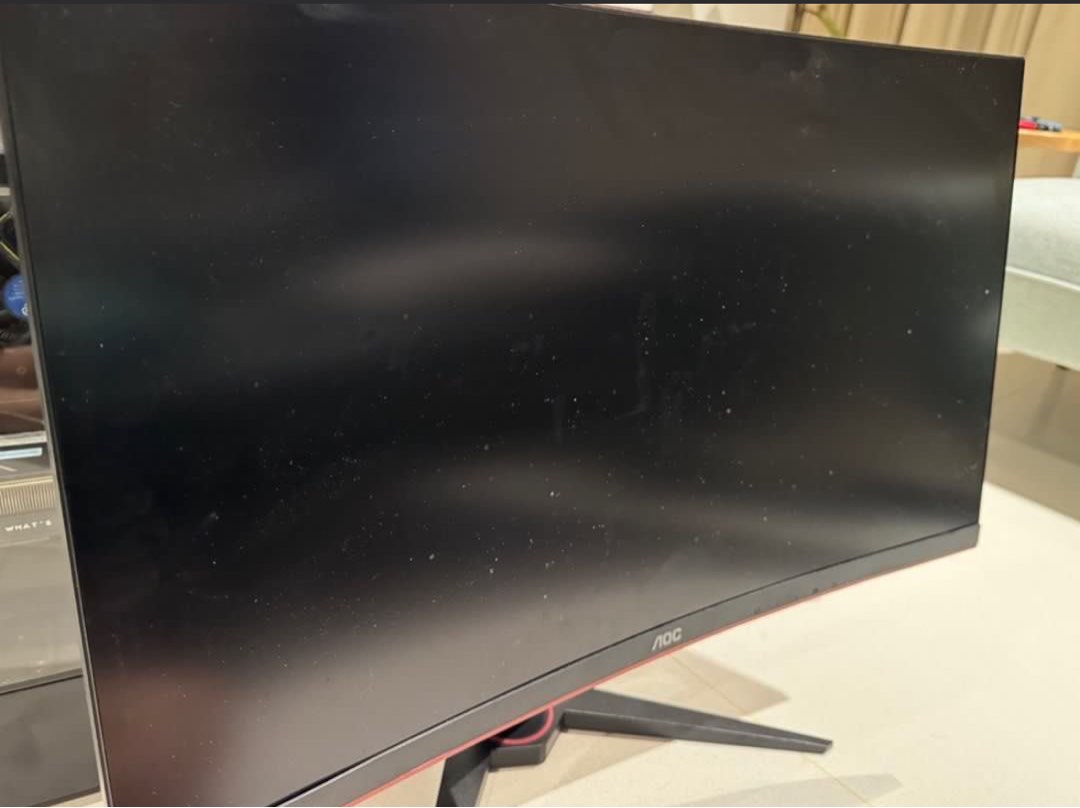 AOC 27 inch curve gaming monitor, Computers & Tech, Desktops on Carousell