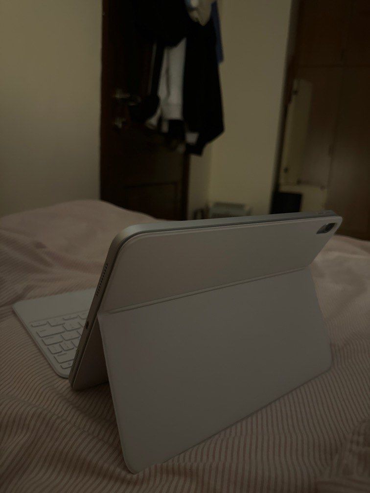 Apple Magic Keyboard folio, Computers & Tech, Parts & Accessories ...