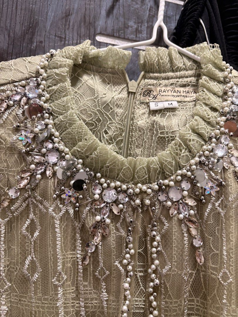 Baju raya soft green lace kebarung ( ala ala ceochomel ), Women's ...