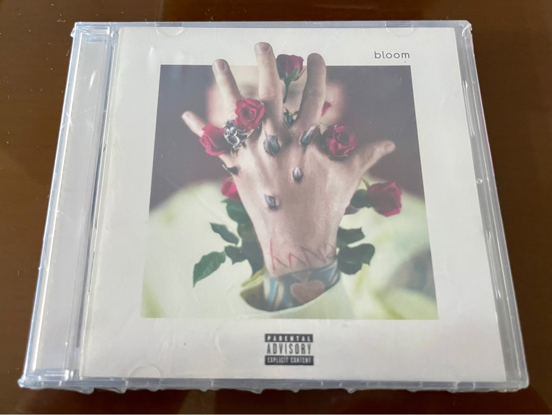 bloom - mgk / machine gun kelly cd album, Hobbies & Toys, Music & Media ...