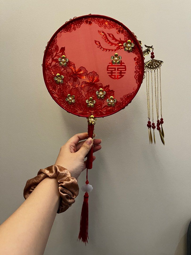 Chinese Wedding Fan with stand, Furniture & Home Living, Lighting ...