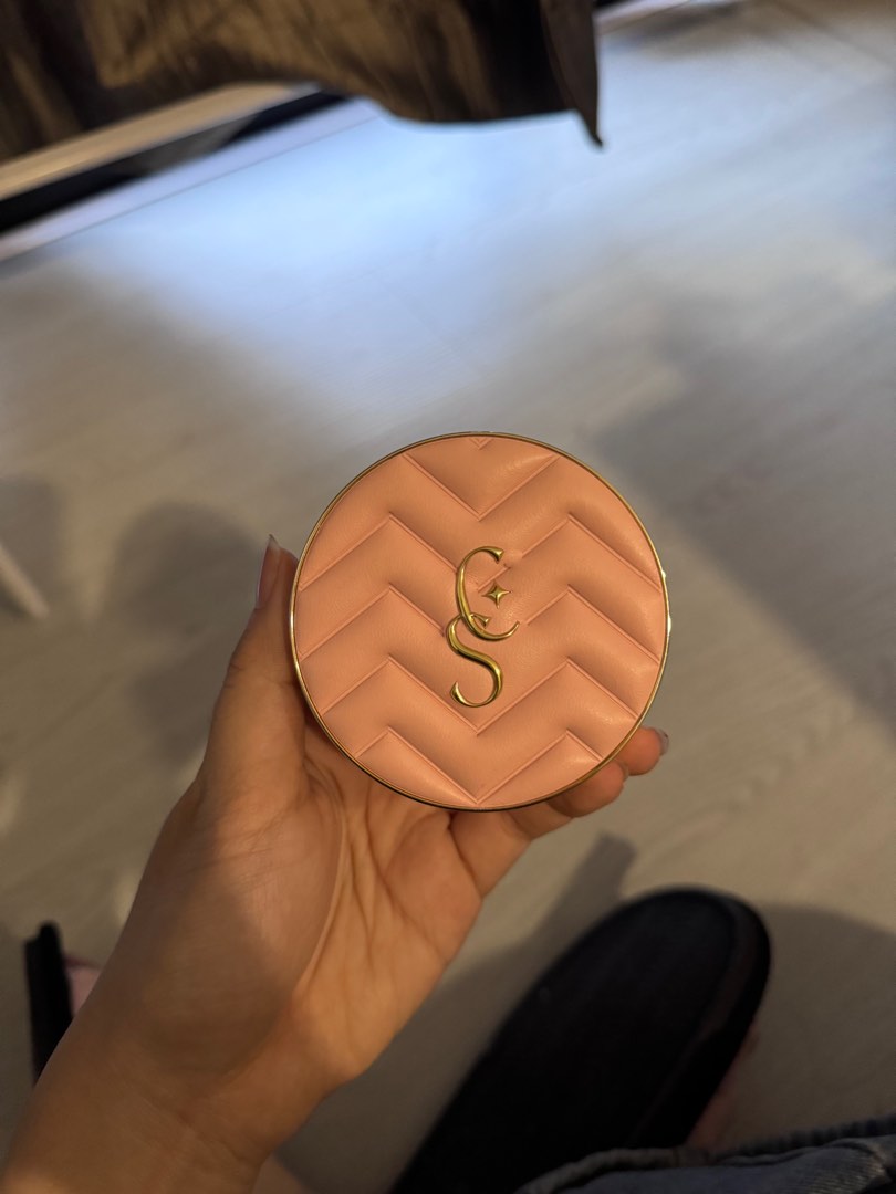 Cubremi x Sally Cushion LIMITED EDITION IN MILK, Beauty & Personal Care ...