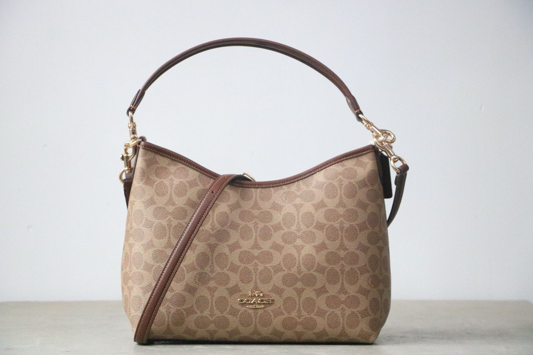 Cv975 coach carryall laurel, Women's Fashion, Bags & Wallets, Shoulder ...