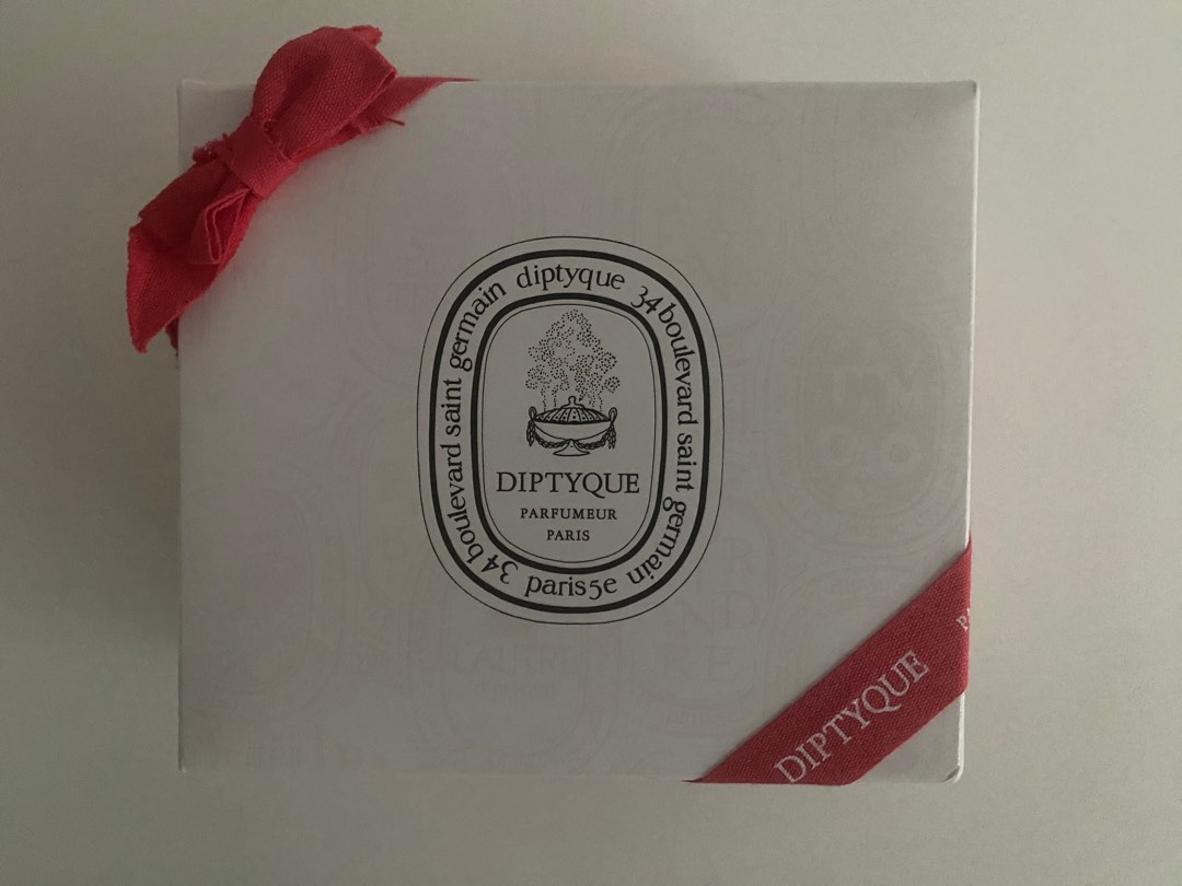 Diptyque Qatar Airways Amenities Box, Beauty & Personal Care, Fragrance ...