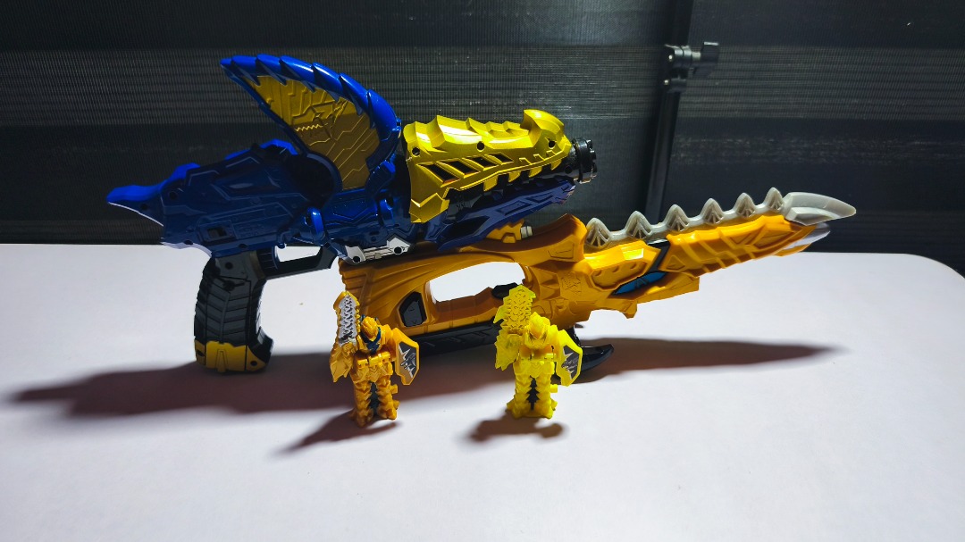 DX MOSA CHANGER & MOSA BREAKER, Hobbies & Toys, Toys & Games on Carousell